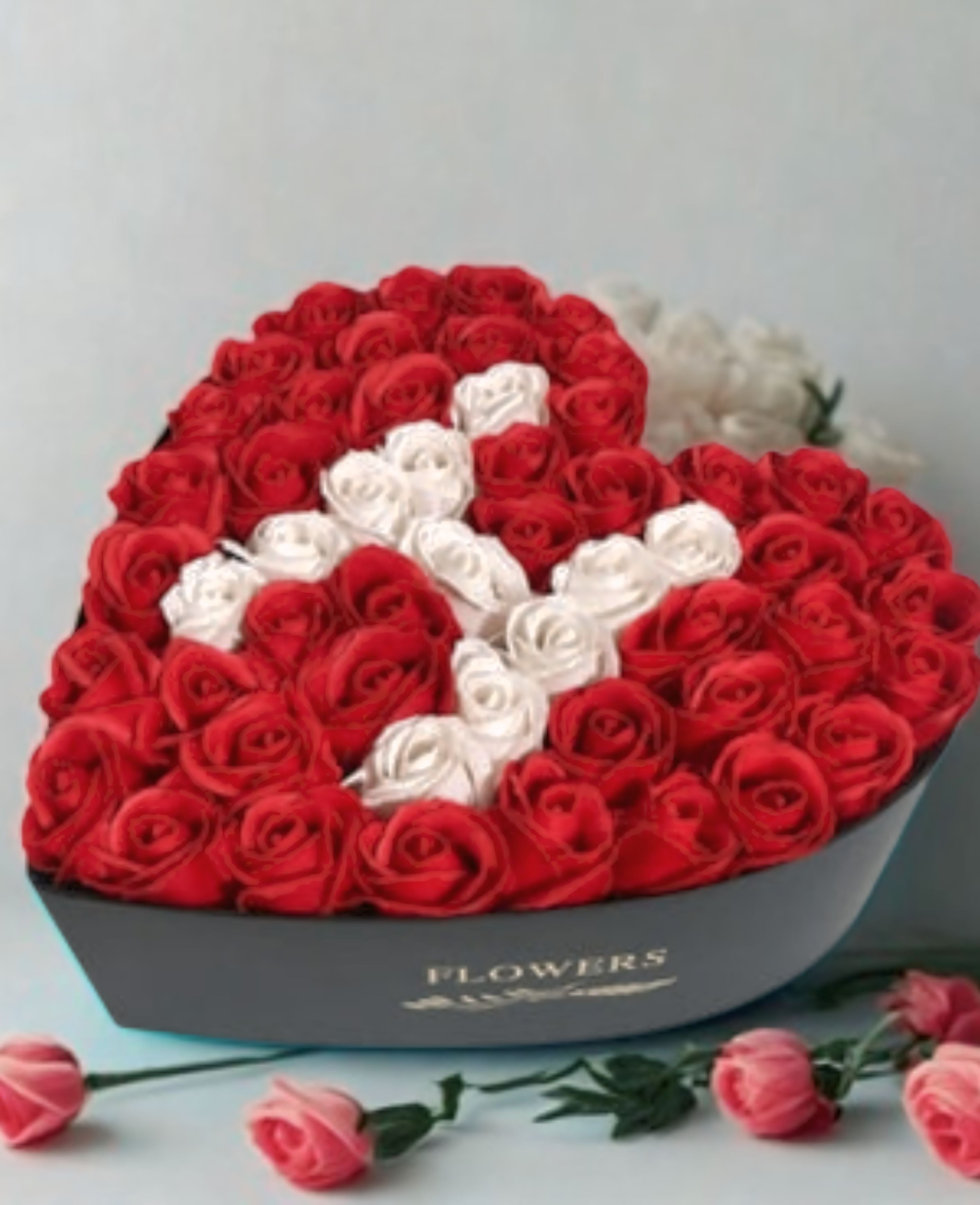 Buy Custom Heart Flowers | Personalized Romantic Heart Bouquets – CPlants